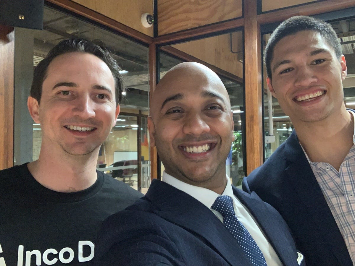 Daks Gunaratne – Medium