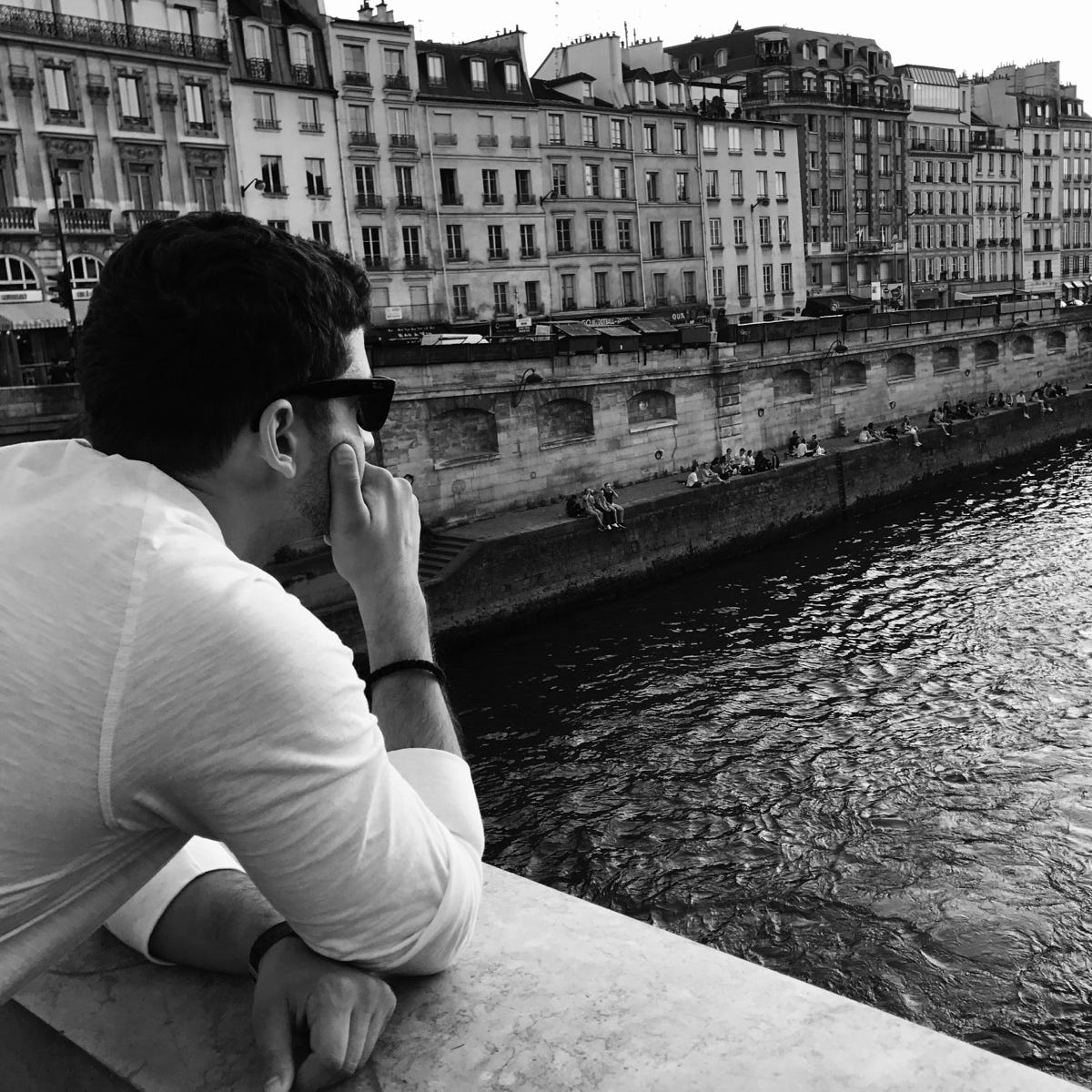 Sebastian Wolfe – Medium