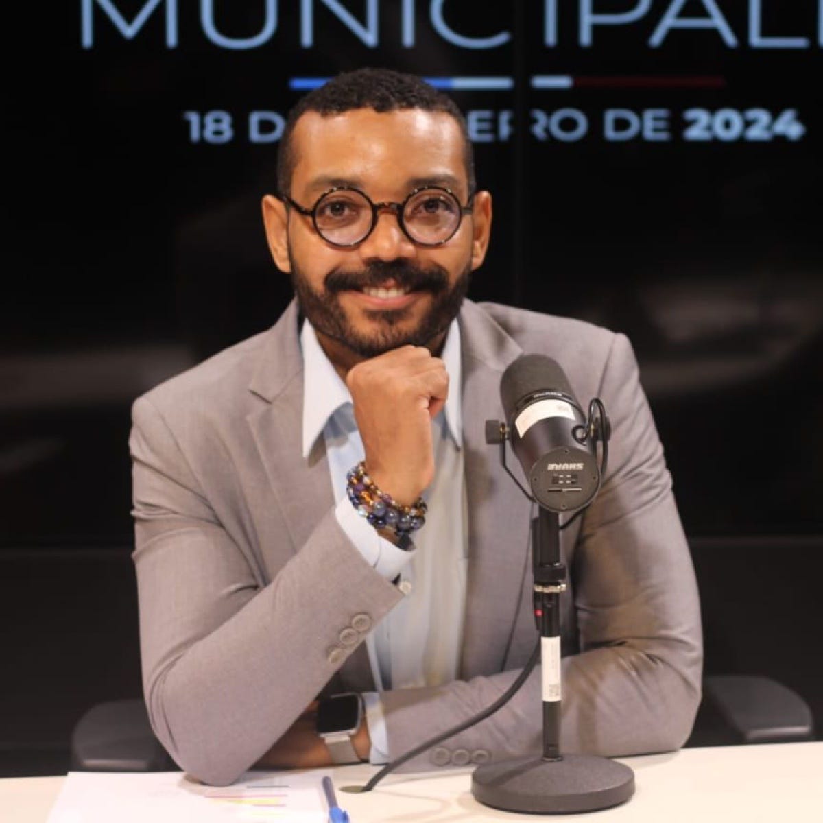 Nataniel de Dios – Medium