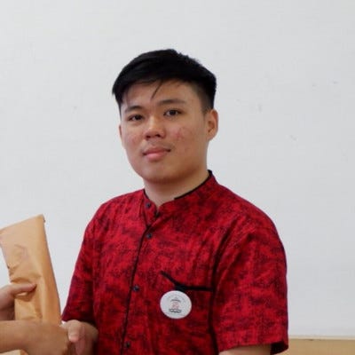 tong eric – Medium