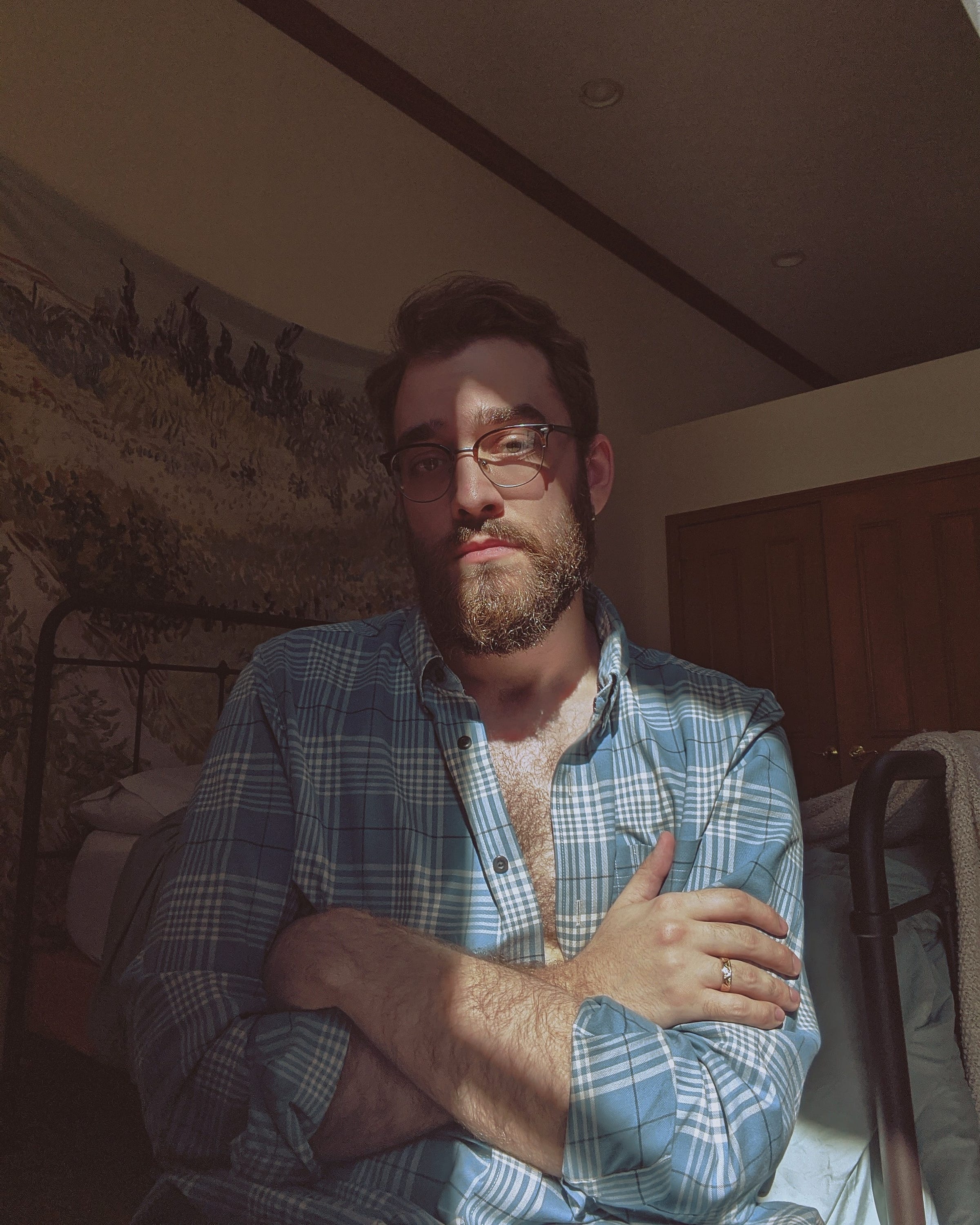 Hayden Smith – Medium