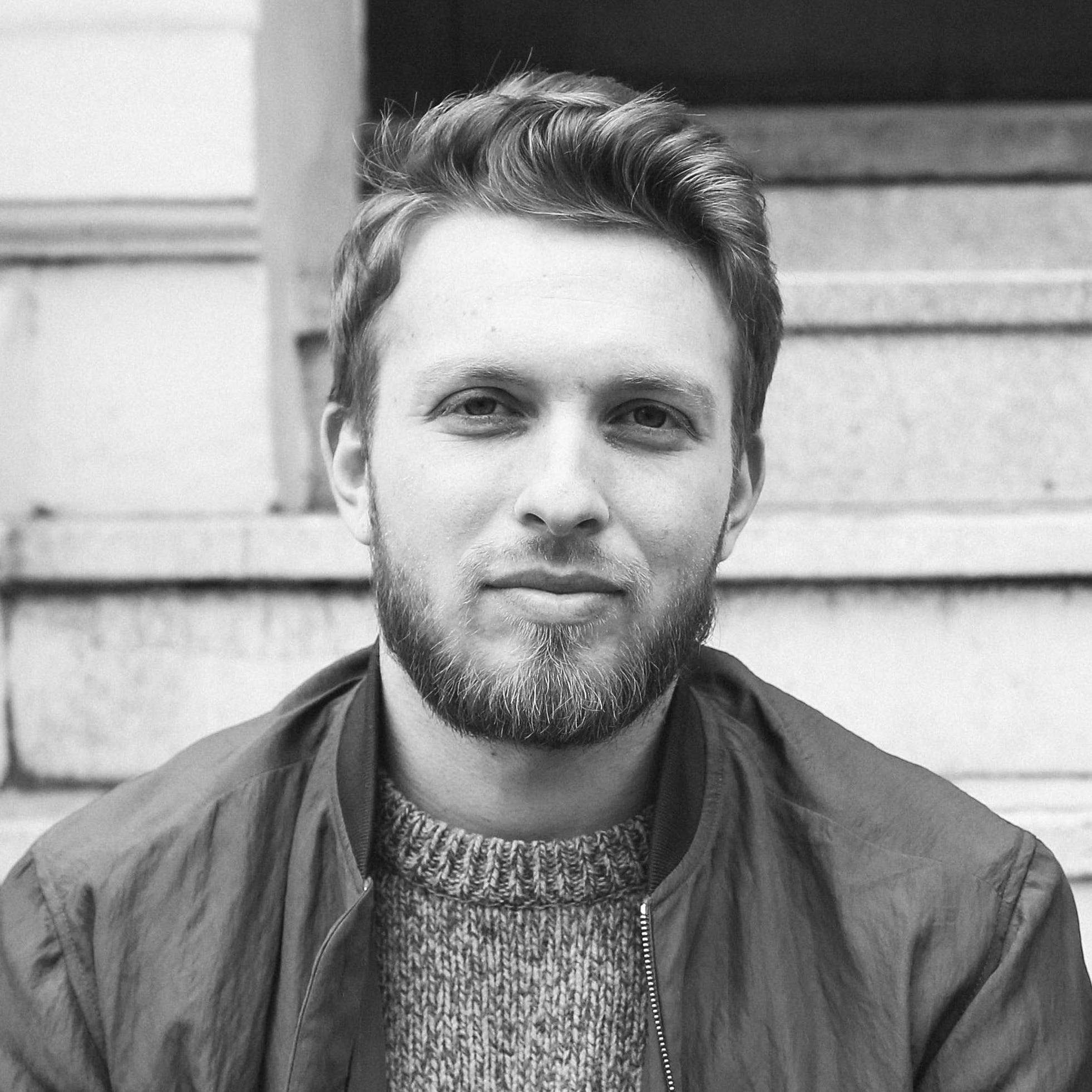 Gabriel Unger – Medium
