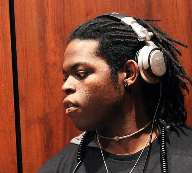 Stephen Washington – Medium