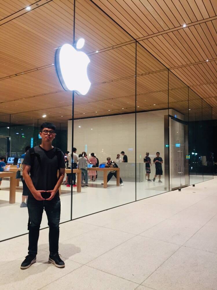 Derrick Huang – Medium