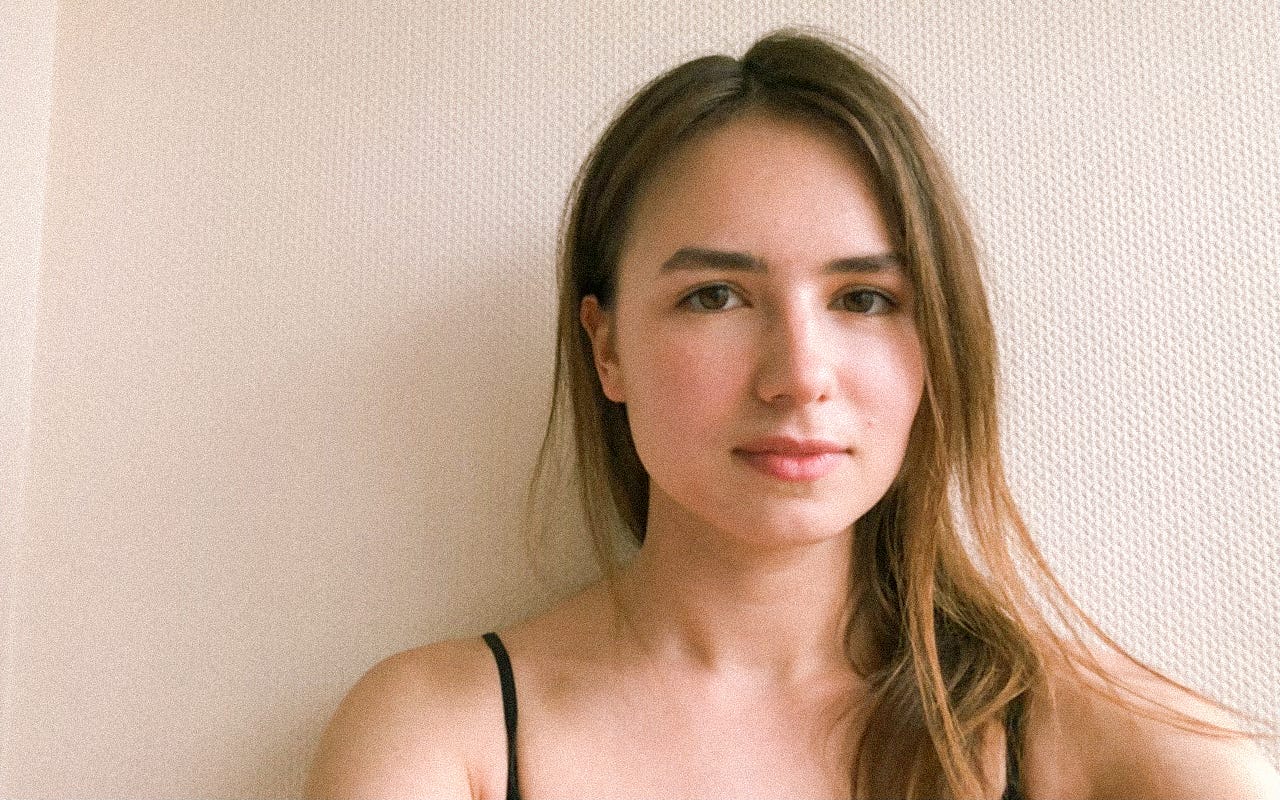 Viktoria Moiseeva – Medium
