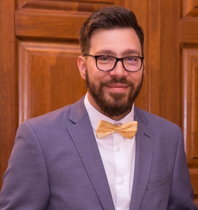 Alex Manea – Medium