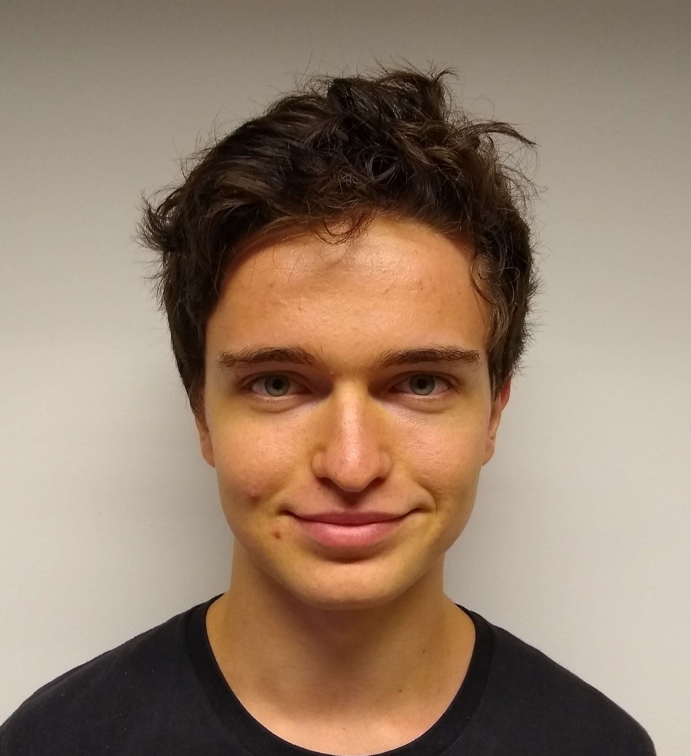 Alex Spitz – Medium
