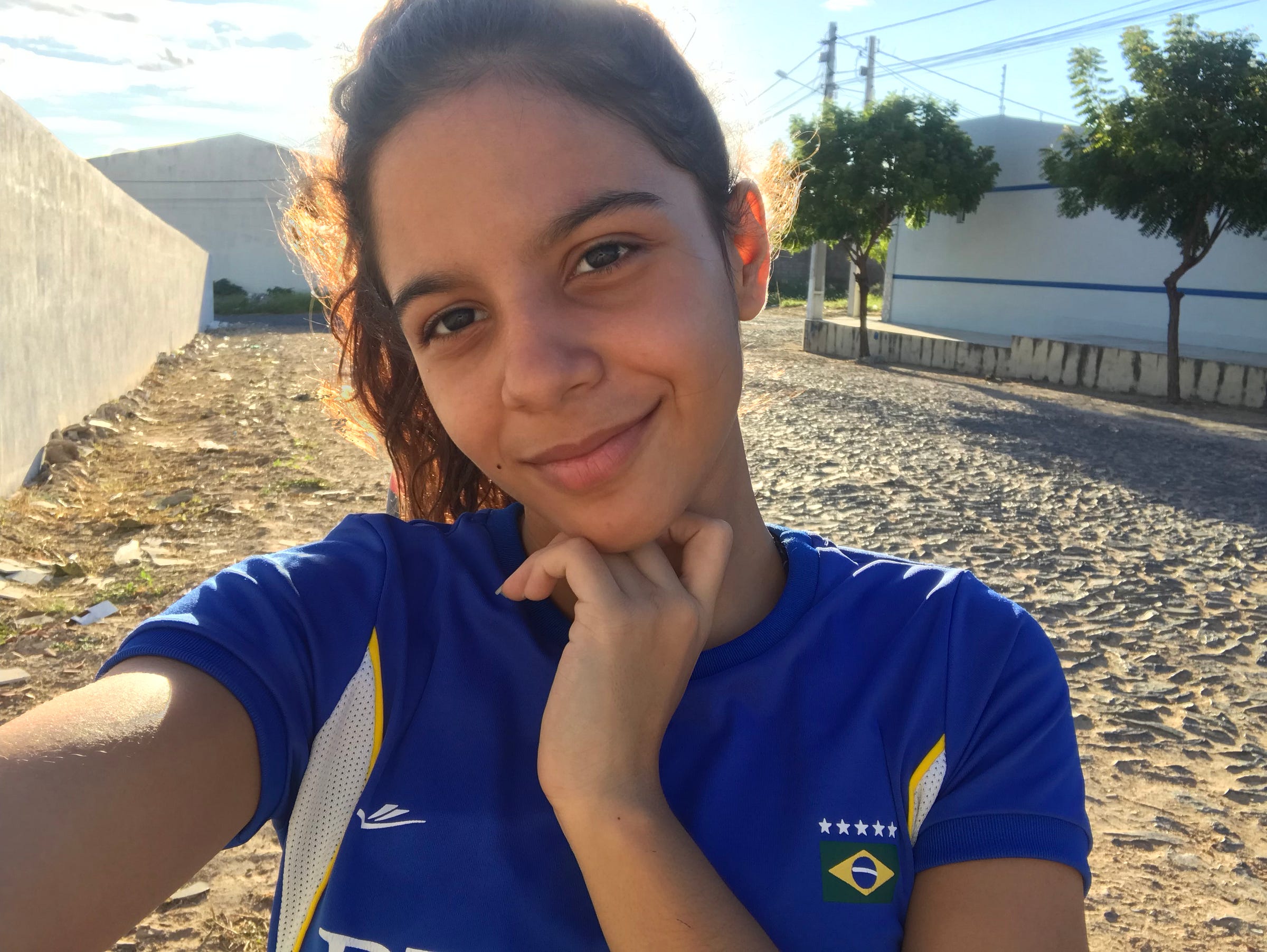 Radmilla Félix – Medium