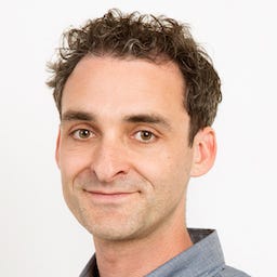 Luke Andrews – Medium