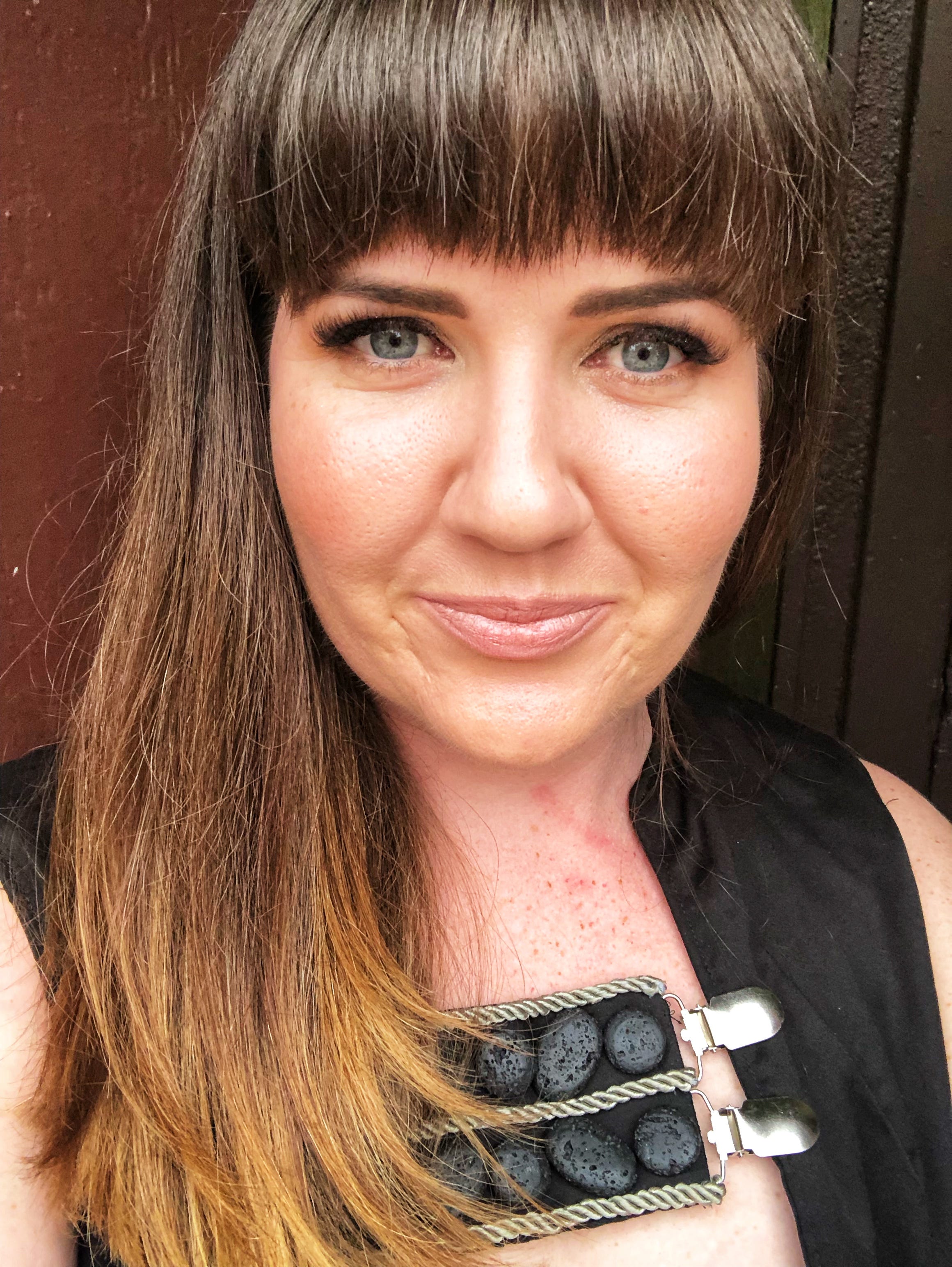 Laura Harding – Medium