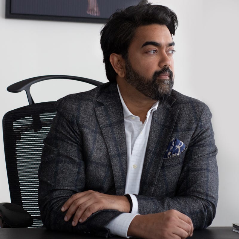 Leon Rego – Medium