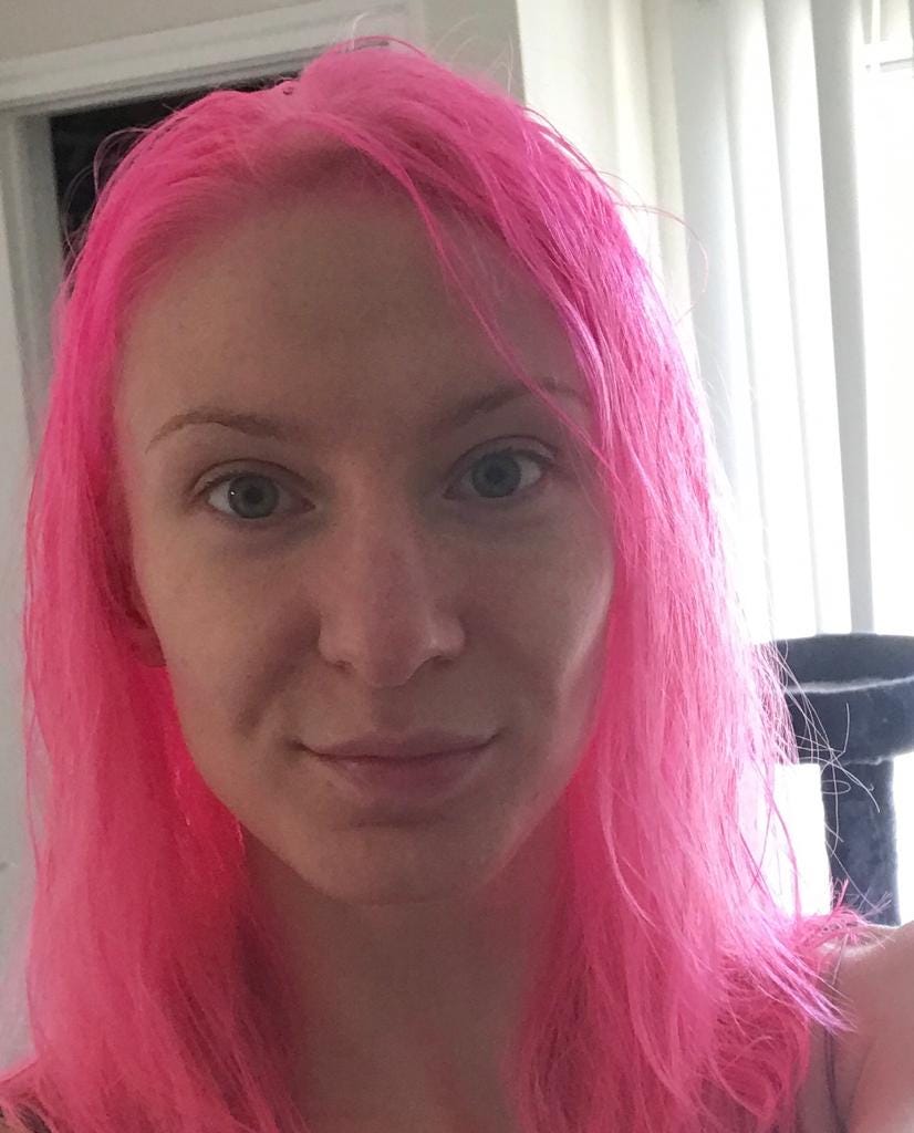 Sarah Gossan – Medium