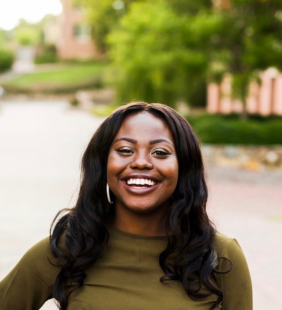Sydney Adams – Medium