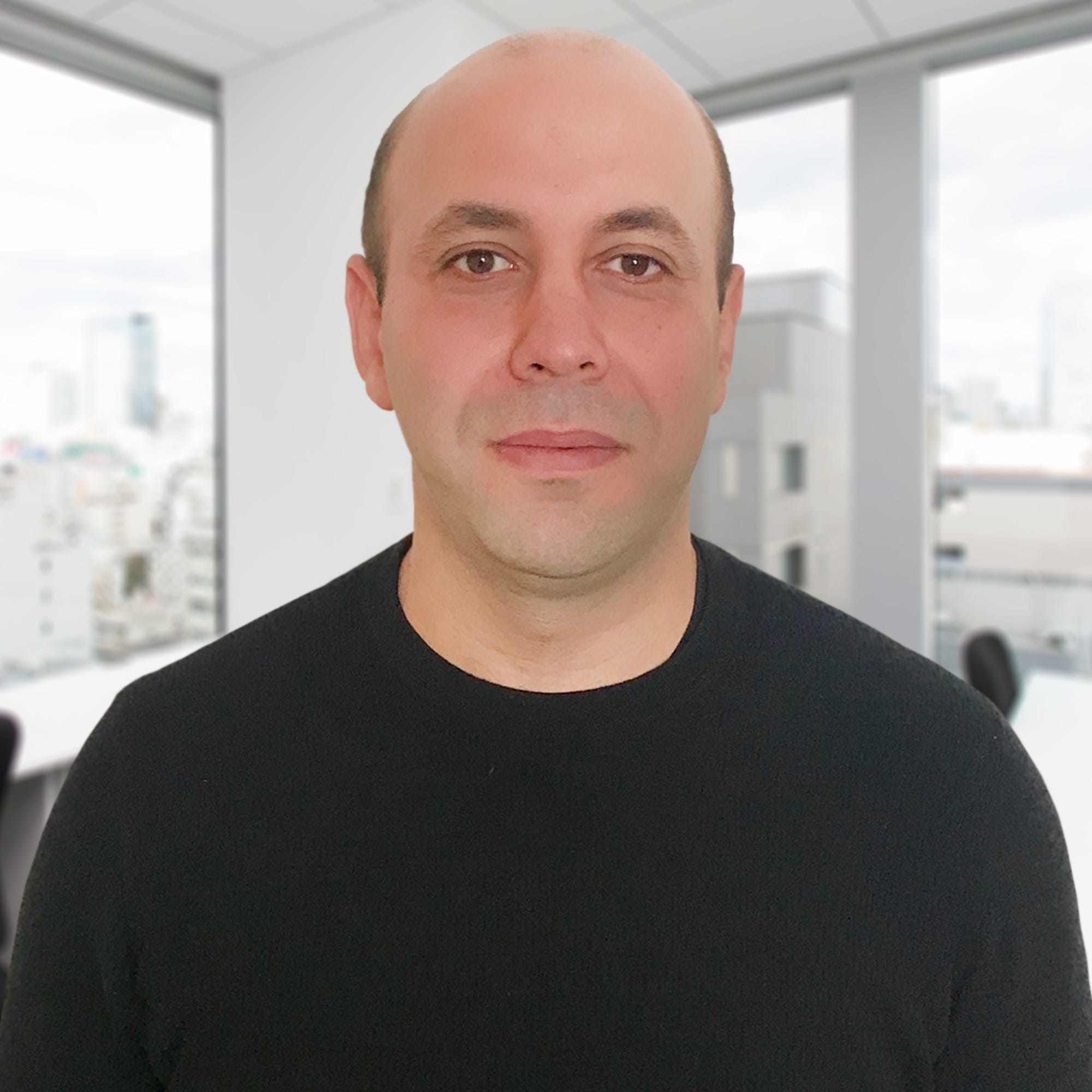 Timur Yusufov – Medium