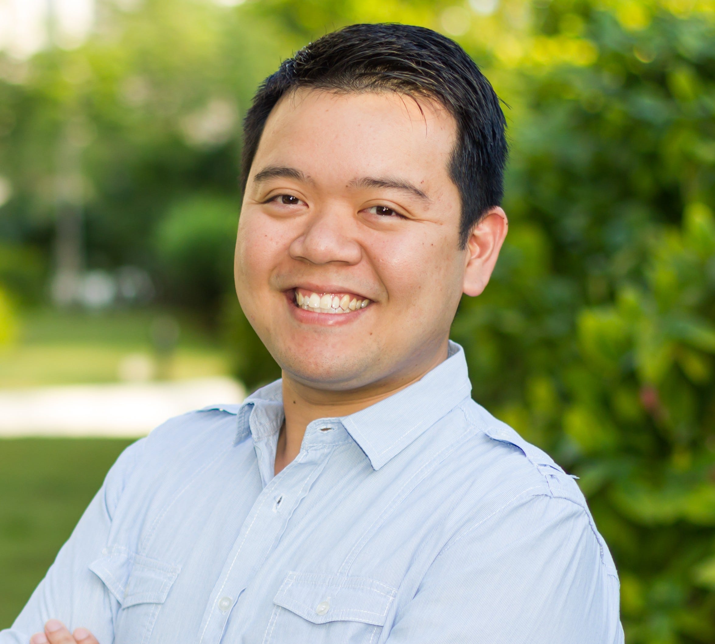 Martin Gonzalez – Medium