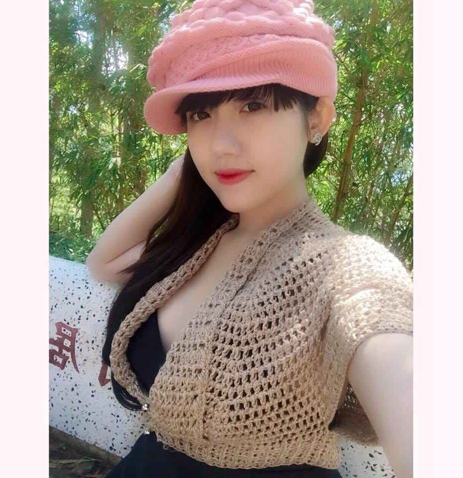 Alicia Elvia – Medium