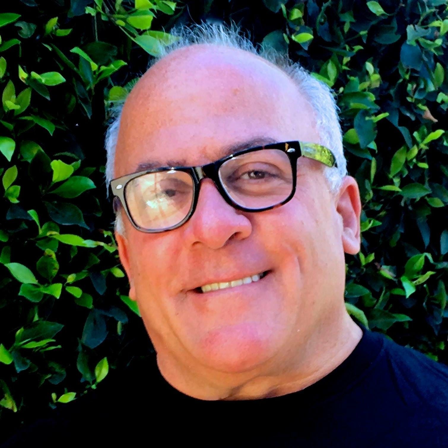 Steven Starr – Medium