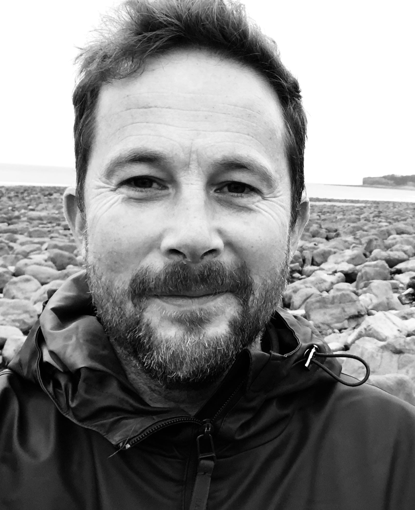 Dan Noyes – Medium