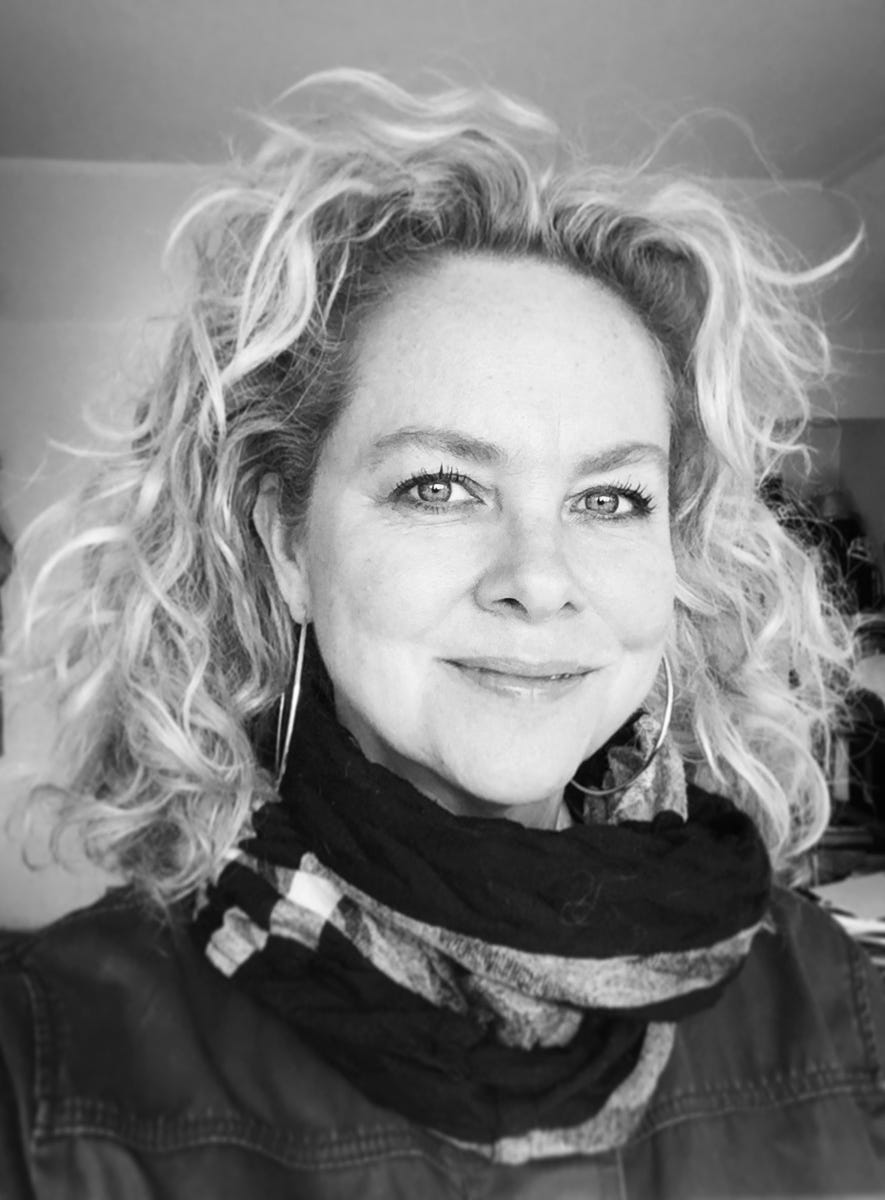 Barbara Davidson – Medium