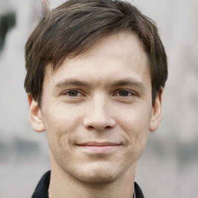 Nowak Eliasz – Medium