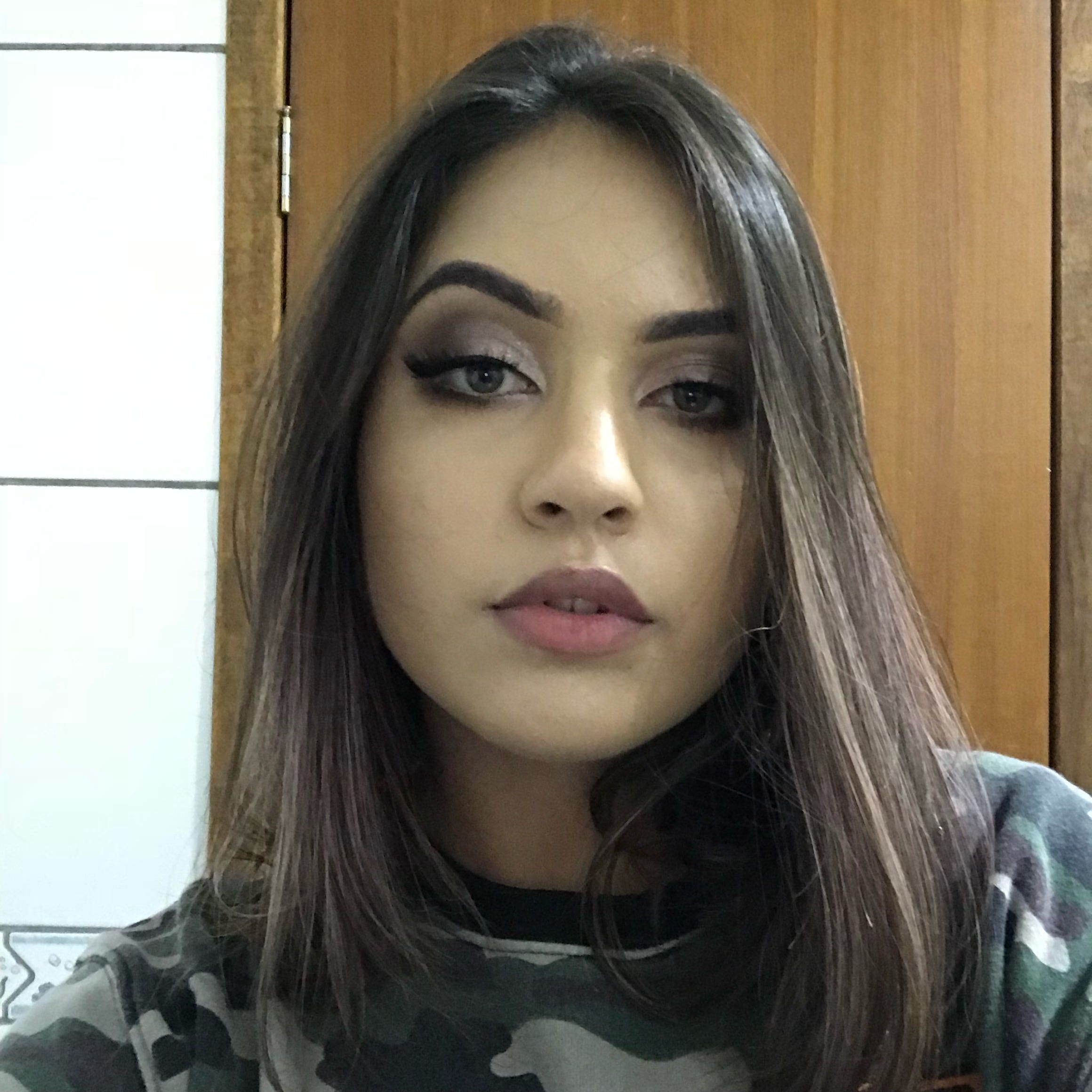 Caroline Soares – Medium