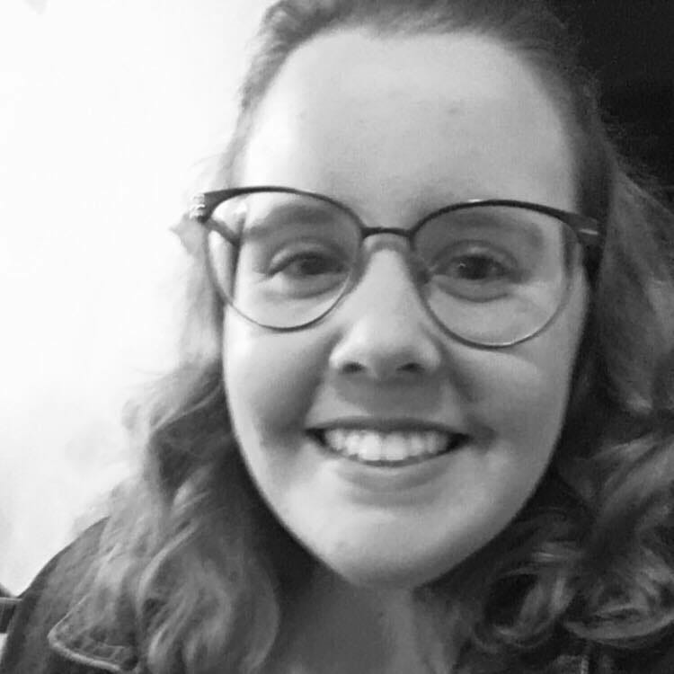 Caitlin McGarry – Medium