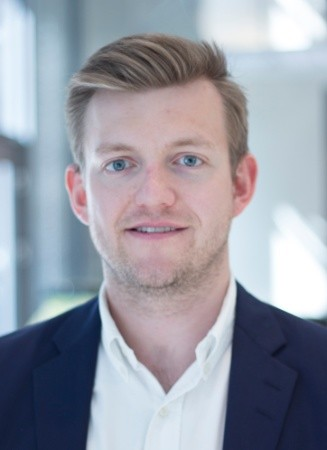 Fredrik Holm Jansen – Medium