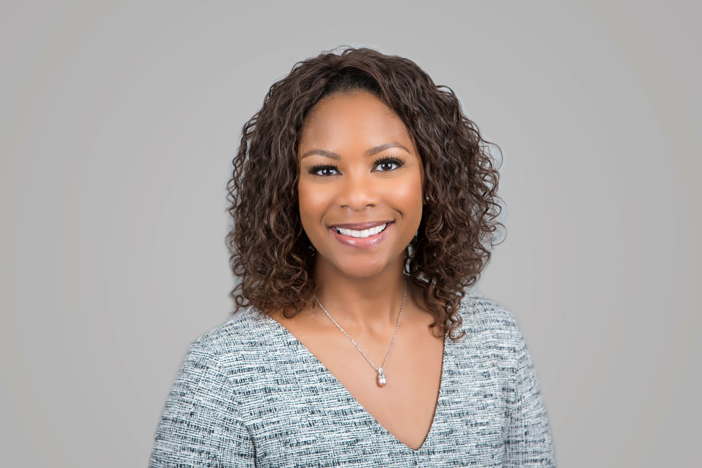 Lenora Robinson Mills – Medium