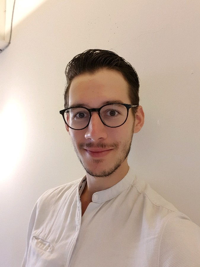 Michael Burkhardt – Medium