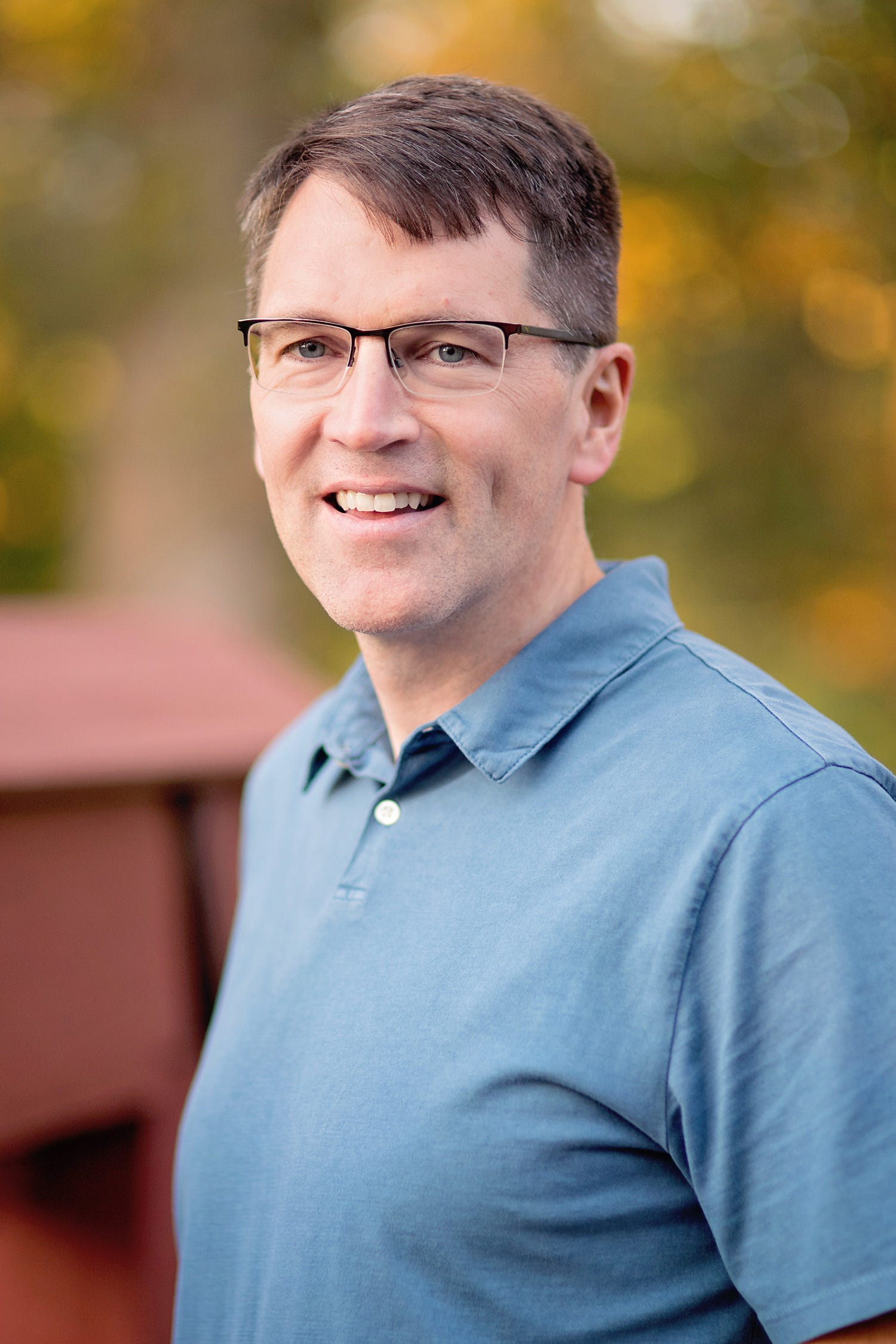 Tom Henricksen – Medium