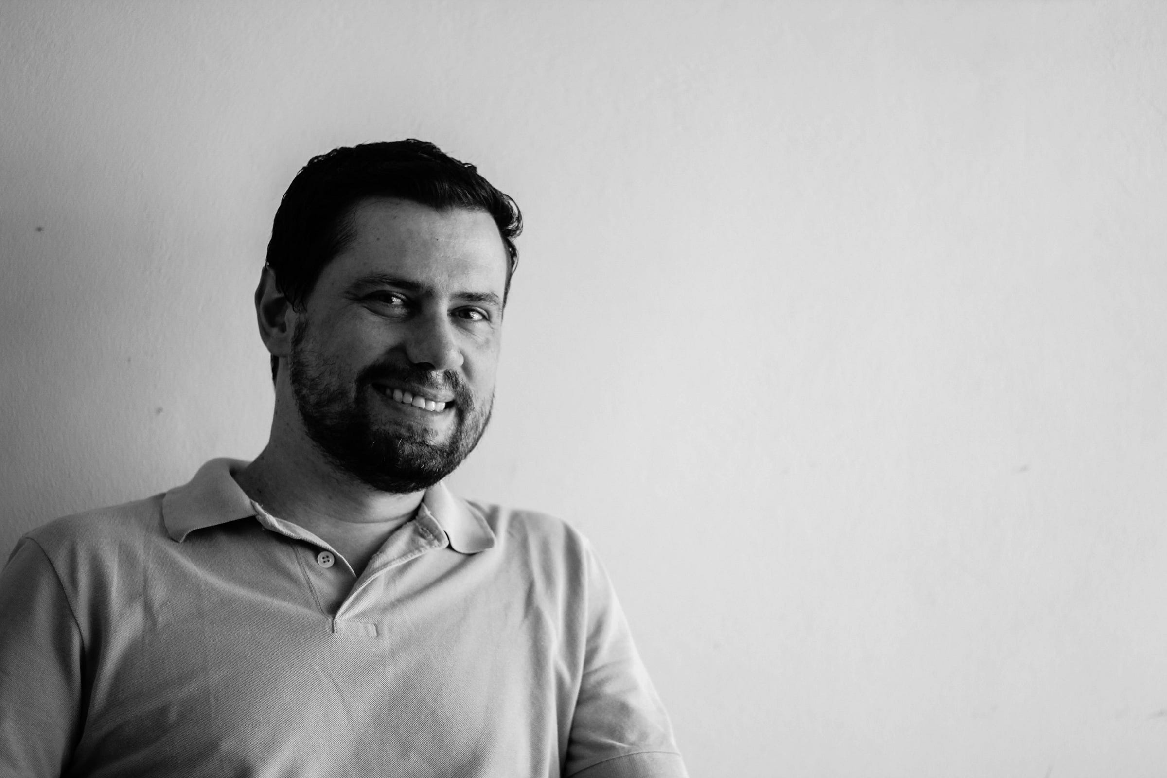 Tiago Mirabelli Hexsel – Medium