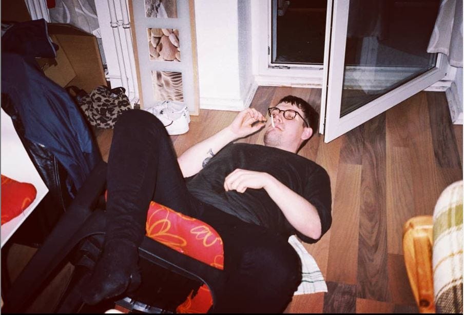 Willow Edwards – Medium