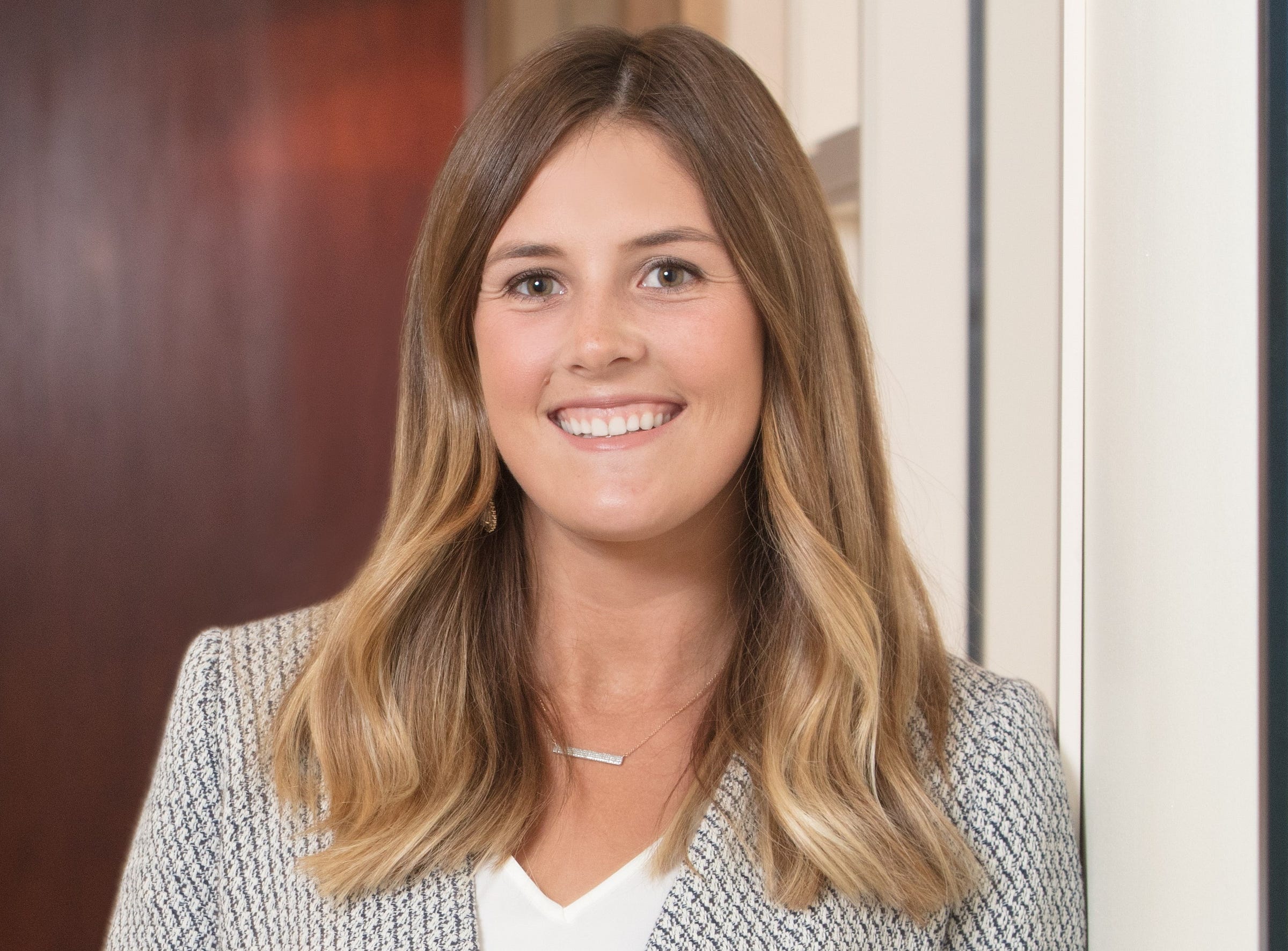 Alexandra Burbey – Medium