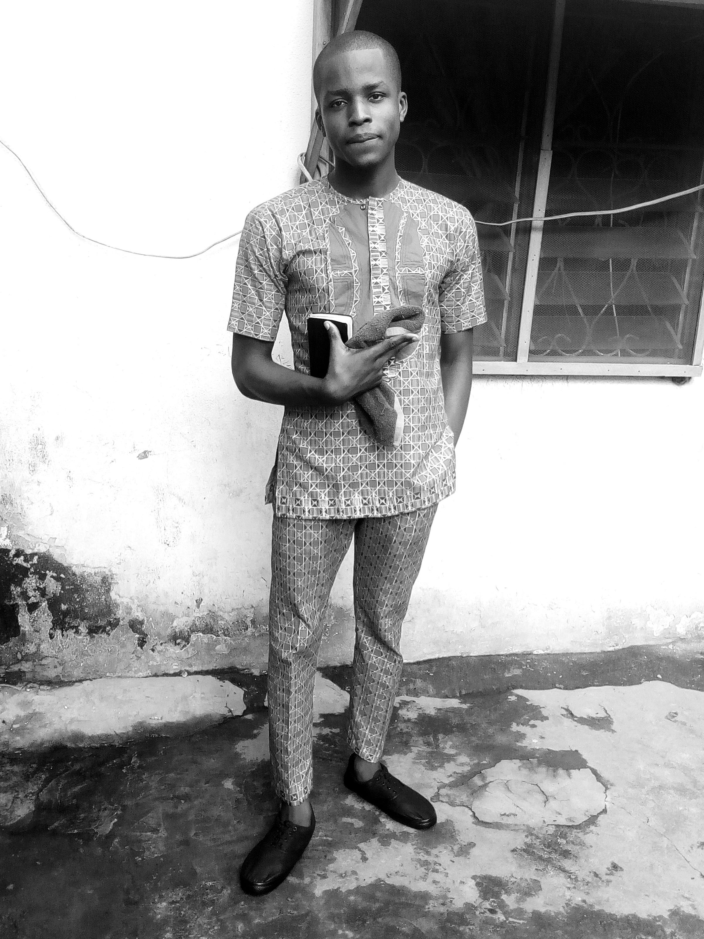 About – Emmanuel Chinonso – Medium