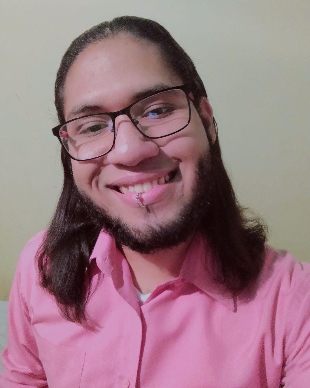 Gabriel Jauregui – Medium