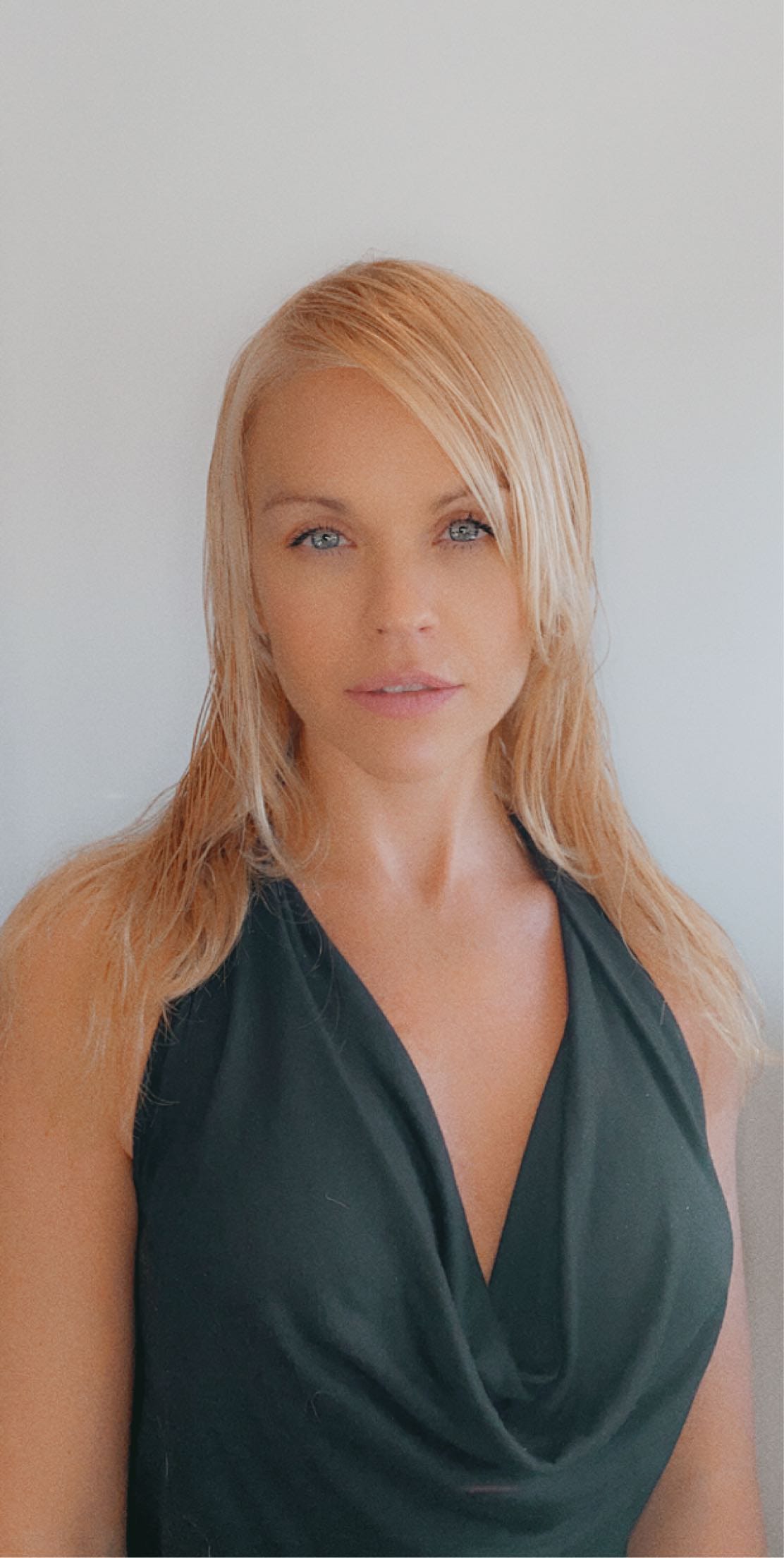 Anna King – Medium