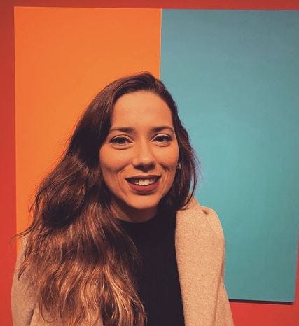 Camila Pires – Medium