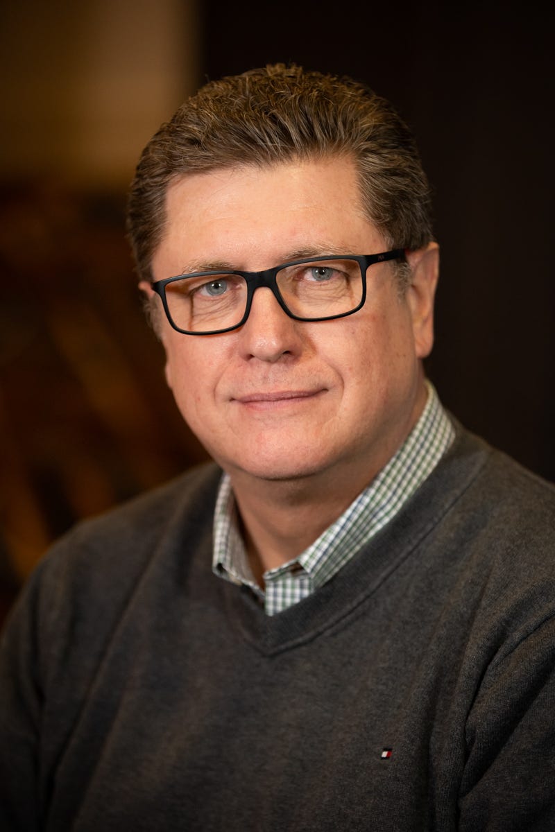 Mike Frederickson – Medium