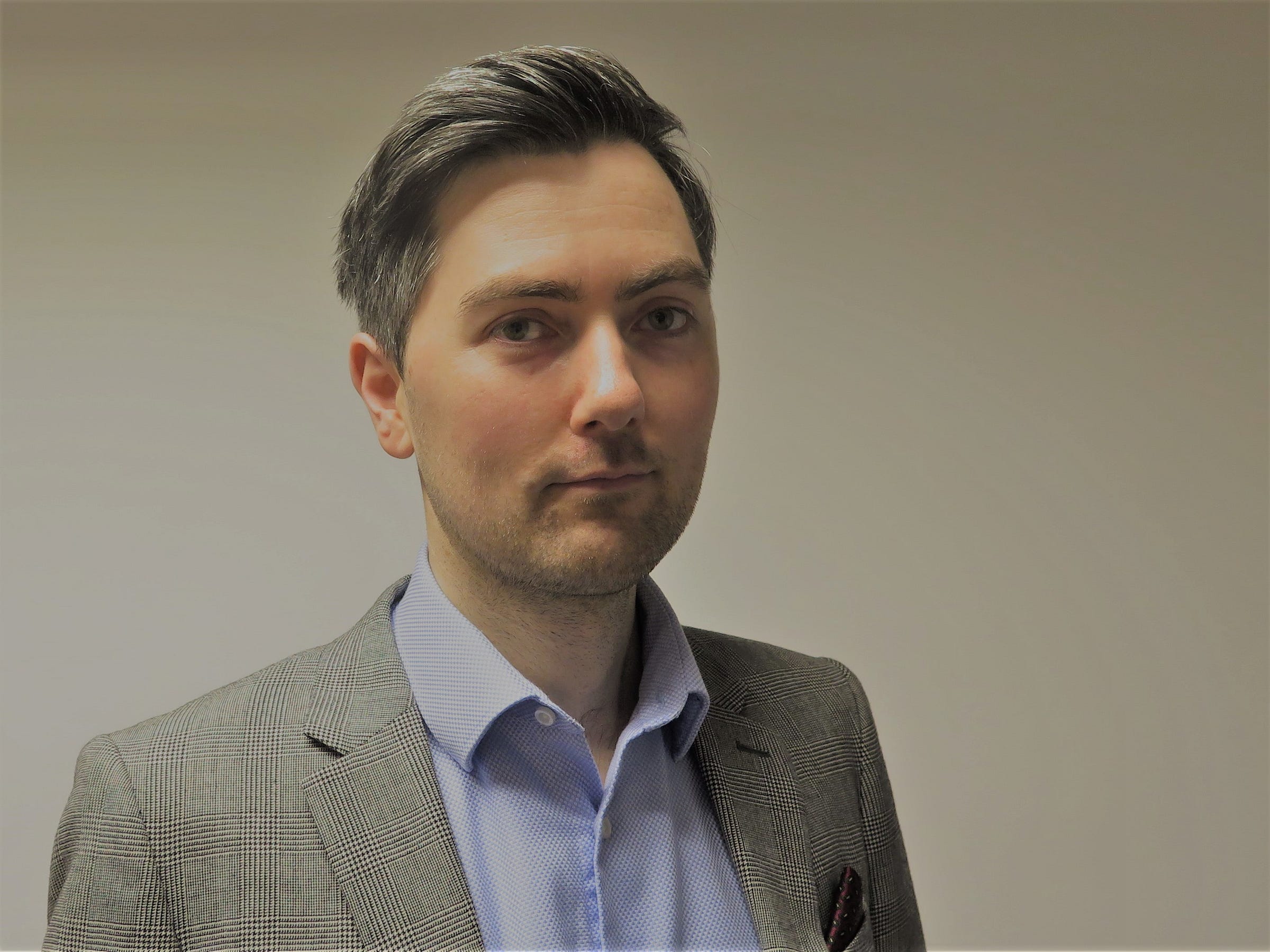 Michael Connellan – Medium