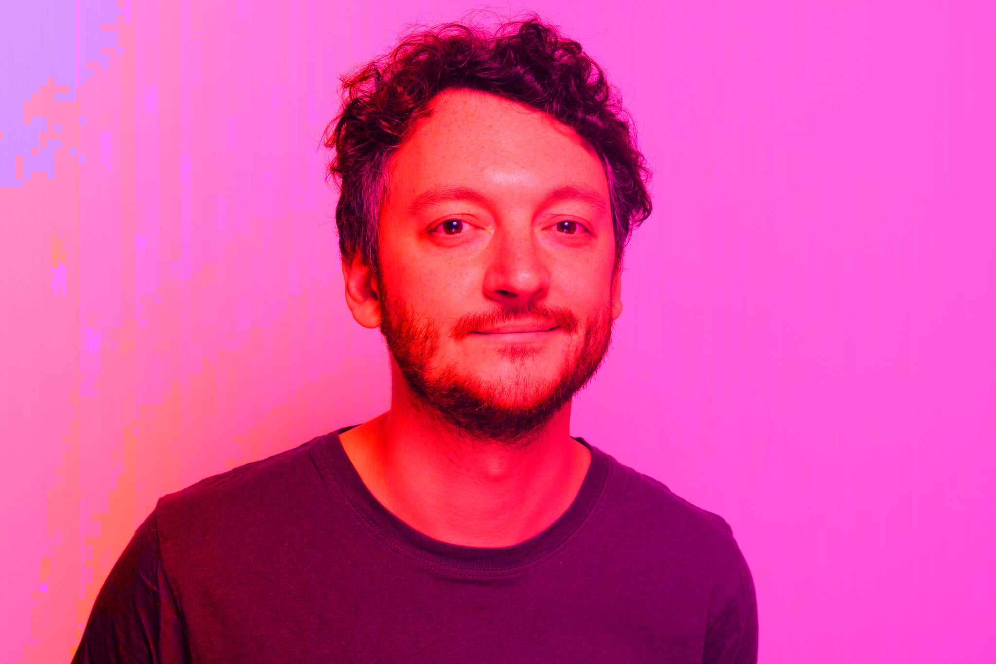 Steve Ruiz – Medium