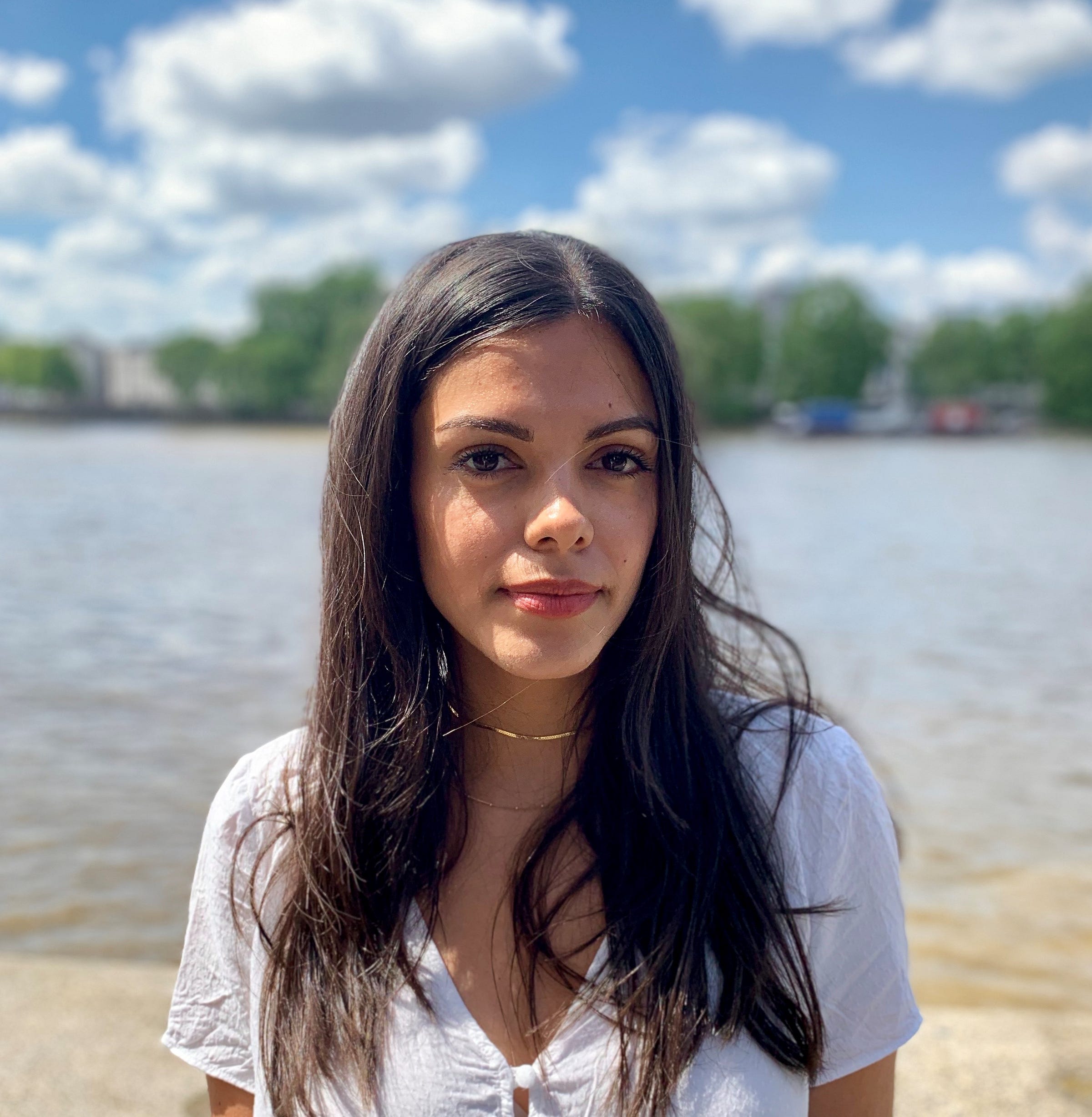Zahra Wynne – Medium