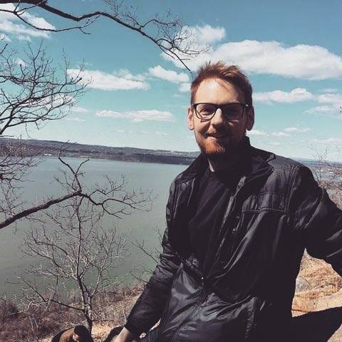 Tom MacLean – Medium