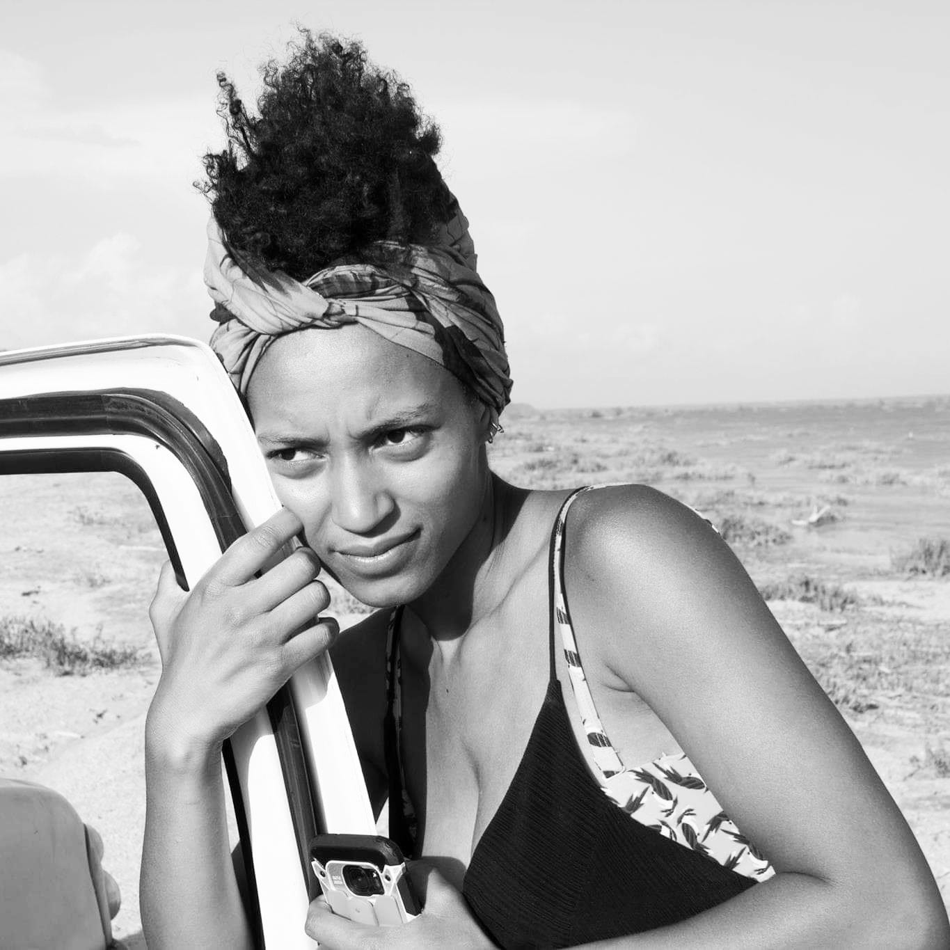 Muna Traub – Medium