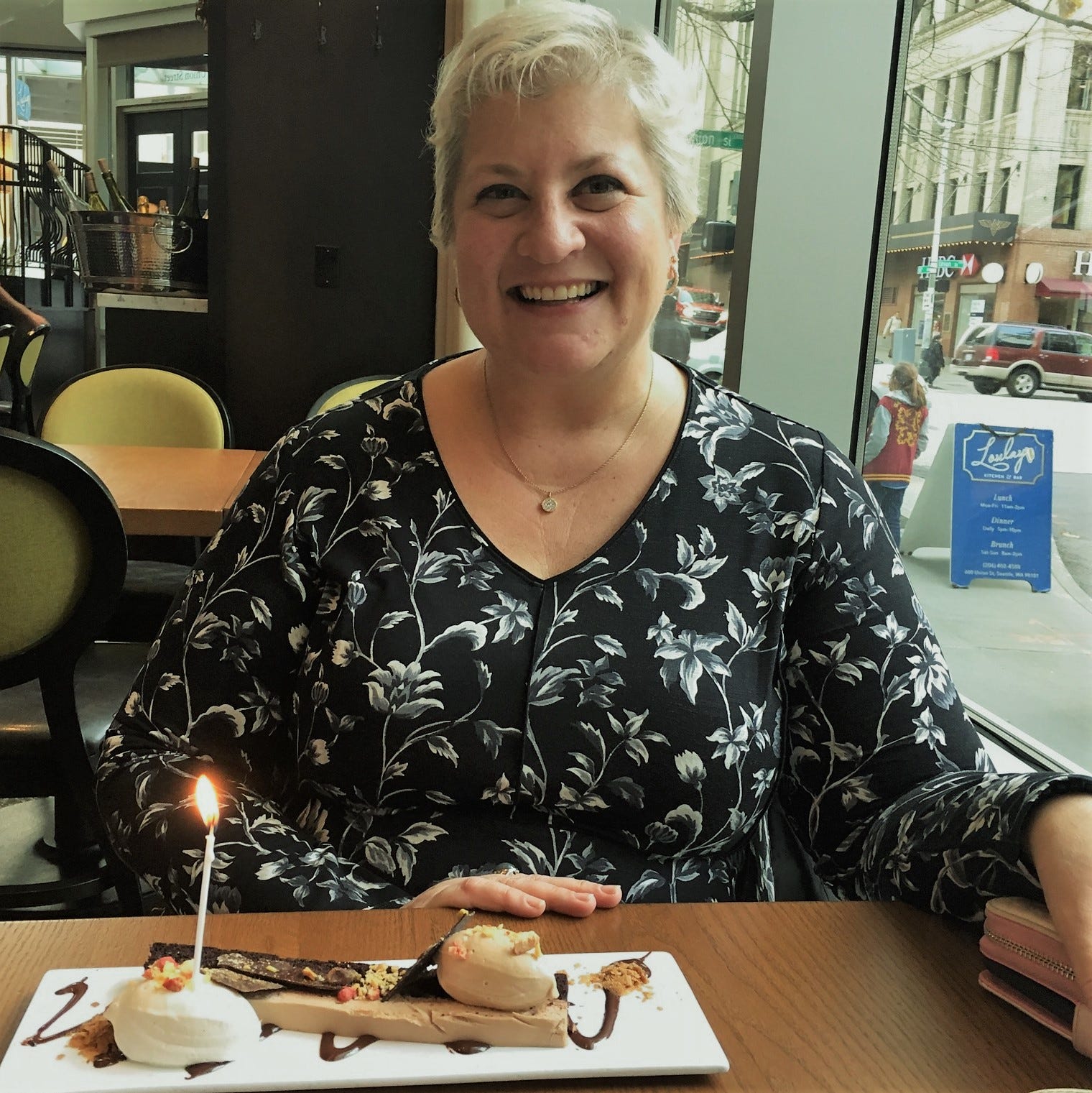 Jennifer Diamond – Medium