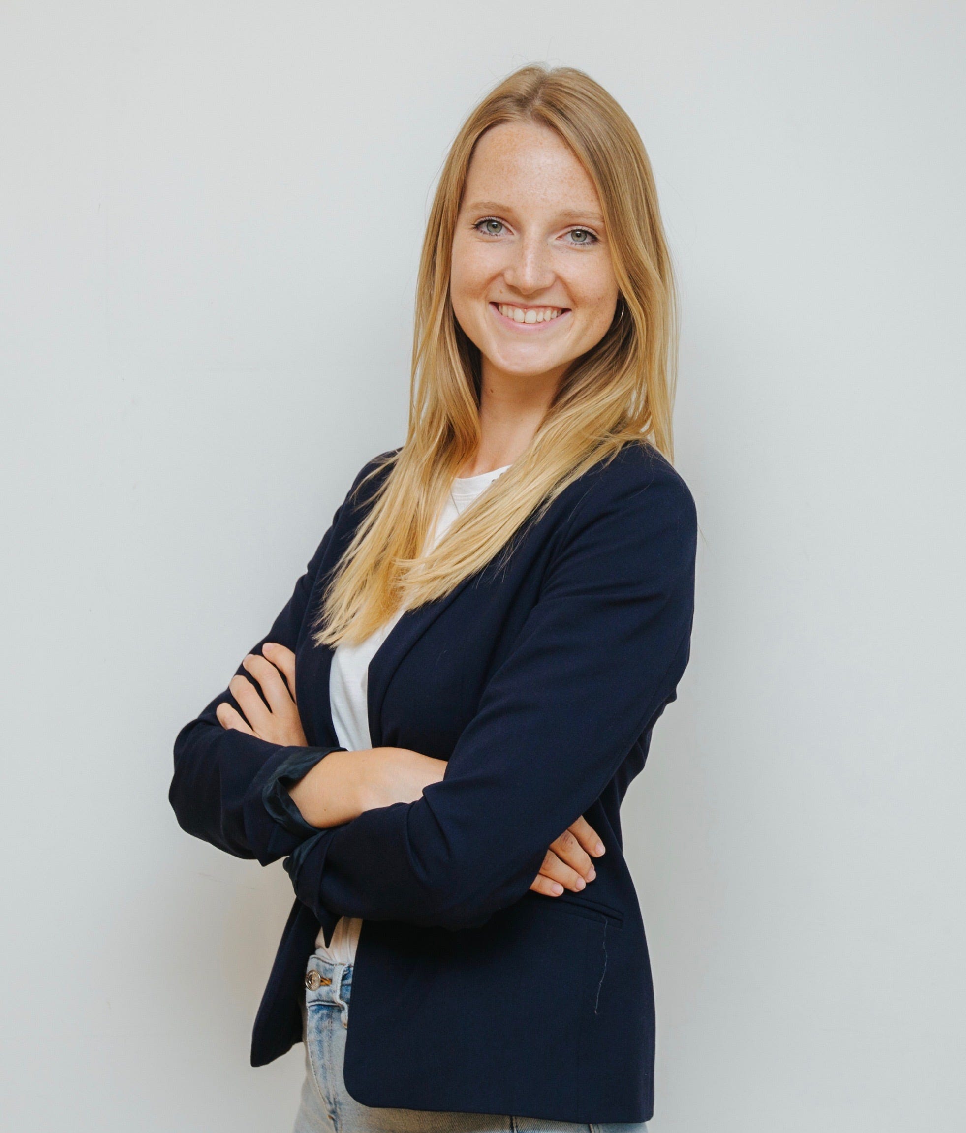 Julia Kirsch – Medium