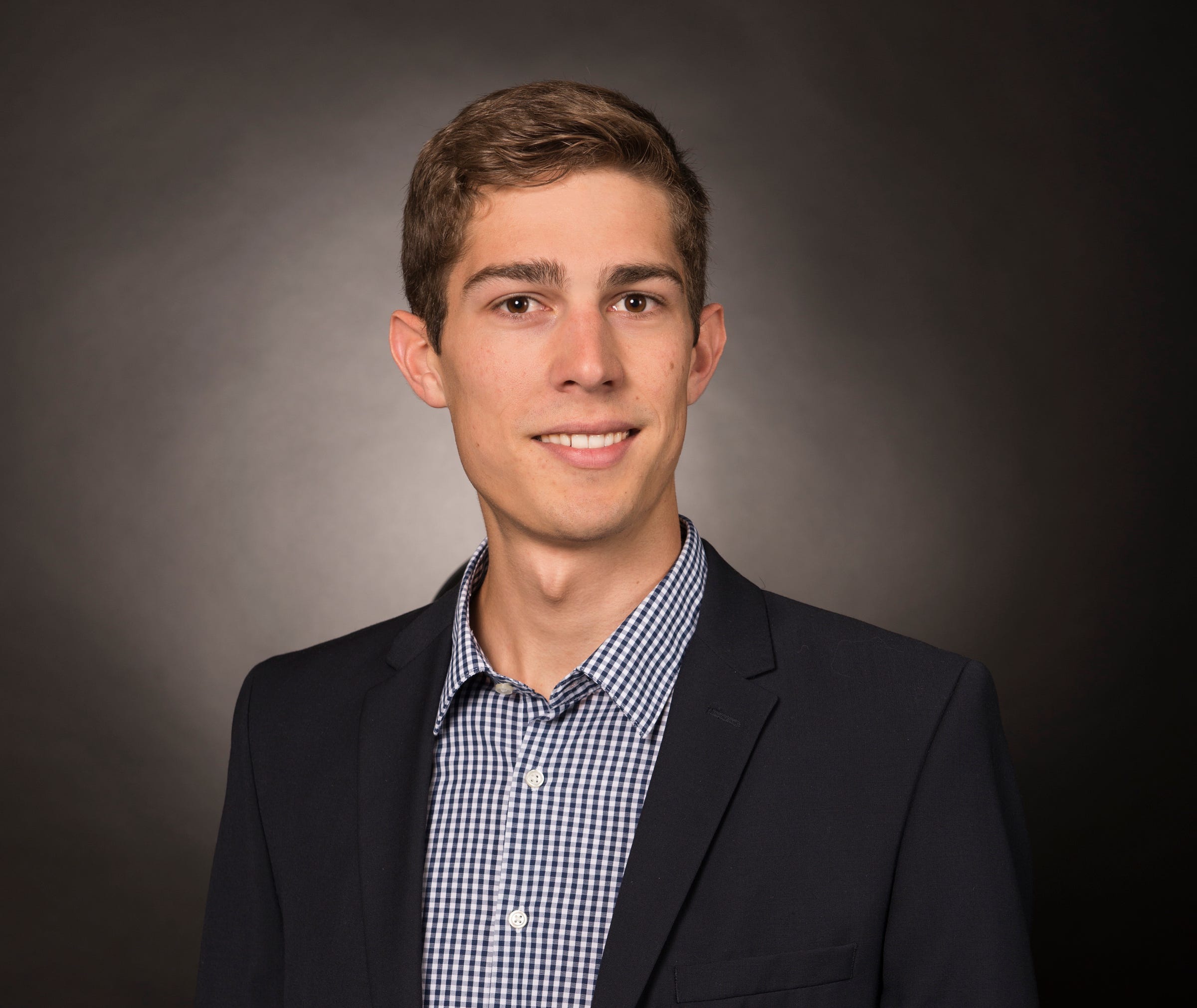 Benjamin Burkhardt – Medium
