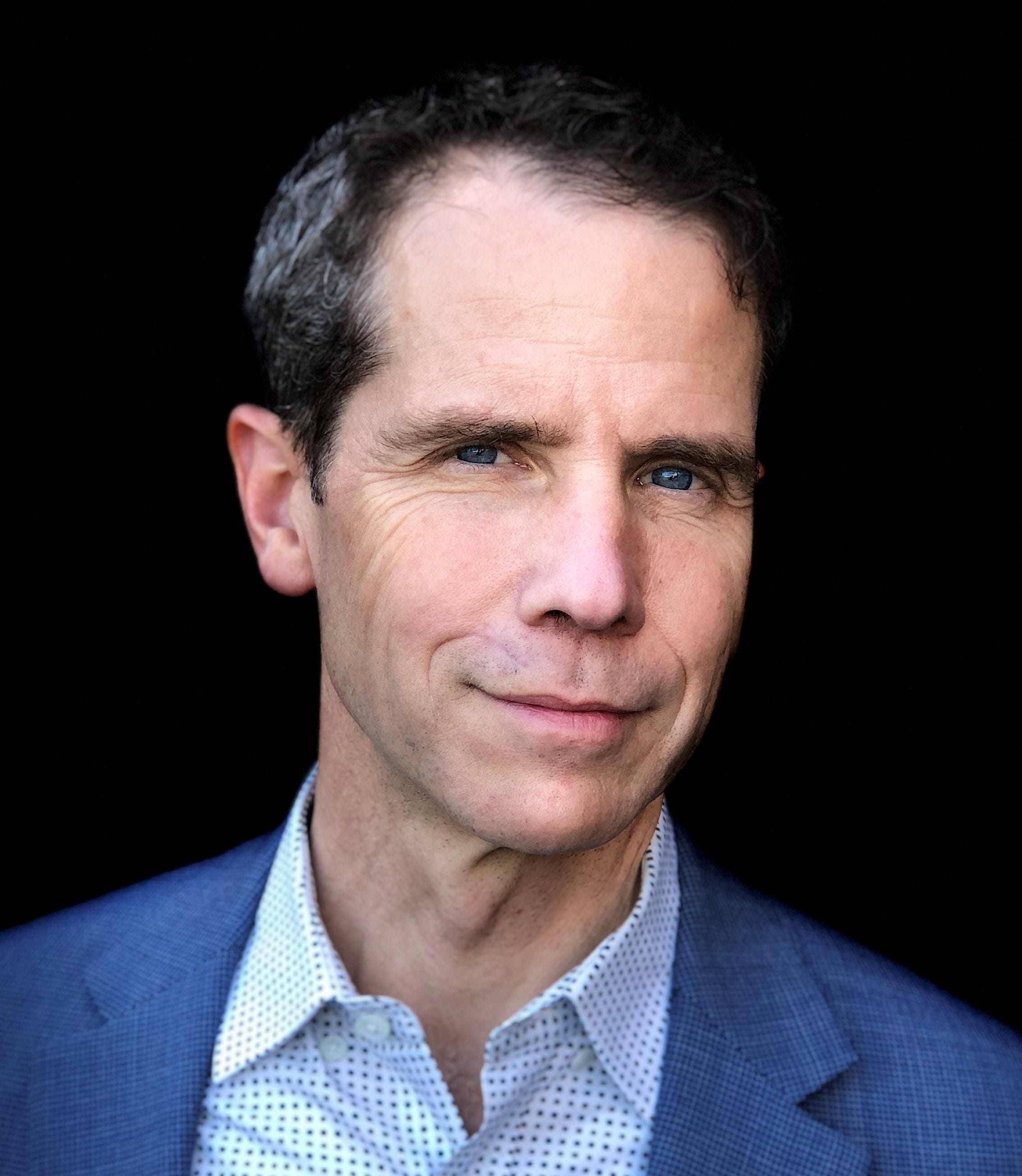 Jonathan Hoyt – Medium