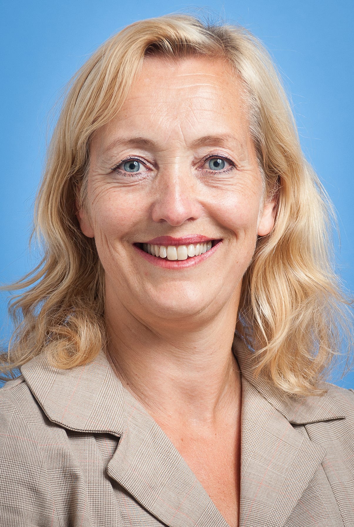 Miriam Lips – Medium