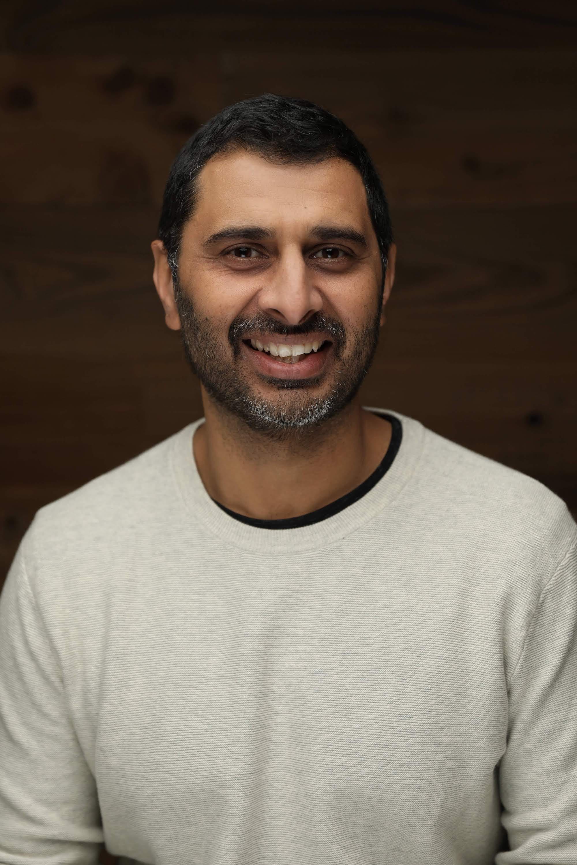 Rohit Anand – Medium