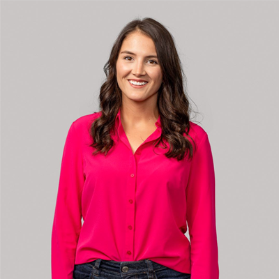 Madison Holman – Medium